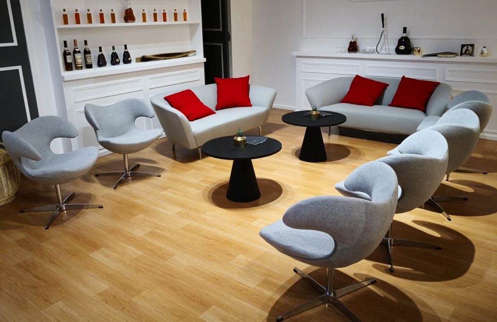 Ikon Coffee Table Black - Modern, Organic Design | IROCO