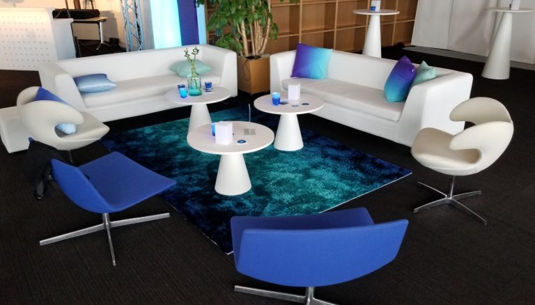 Ikon Coffee Table in White - Modern Elegance for Your Space