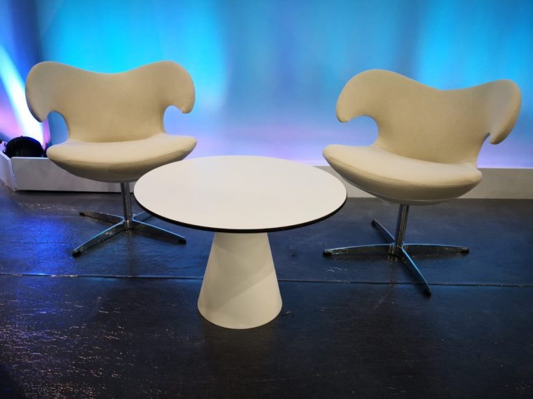 Ikon Coffee Table in White - Modern Elegance for Your Space