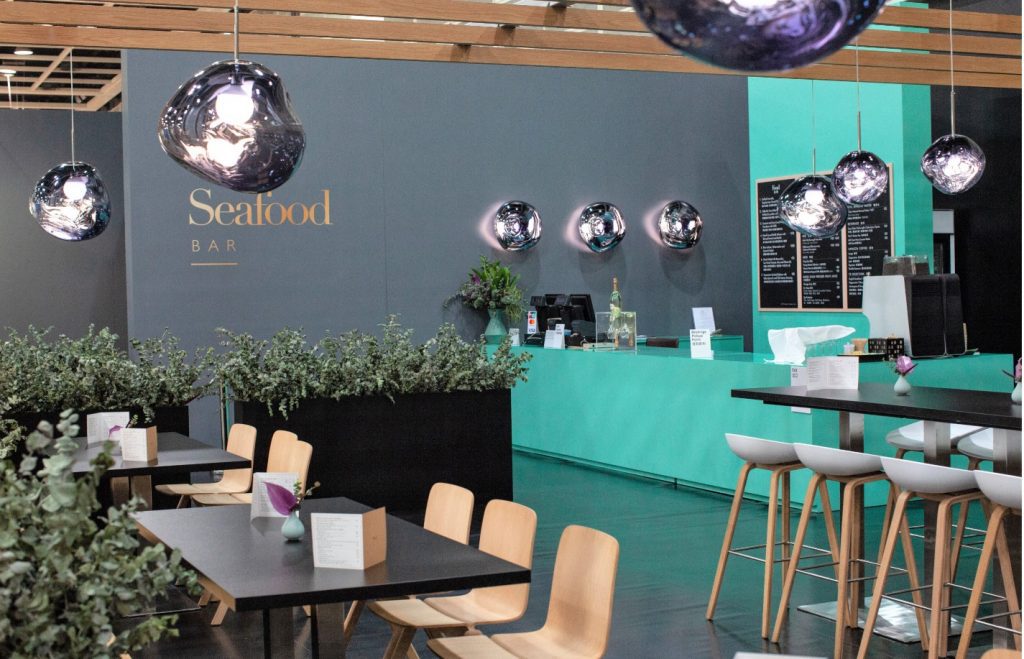 Polar Dining Table Black - Sleek & Modern Furniture | Iroco Design