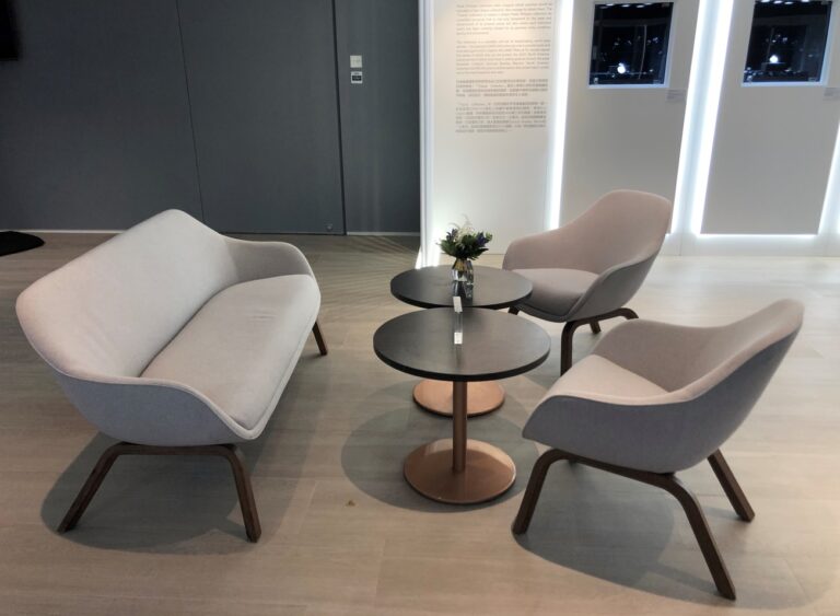 Cocoon Armchair Rental | Stylish & Comfortable Seating